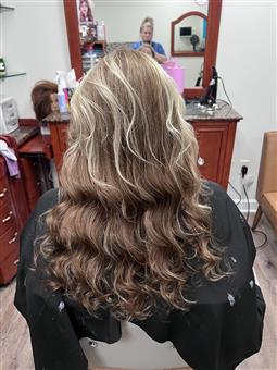 LONG LOCKS SALON -INSIDE STYLIN STUDIO - Fredericksburg VA | Vagaro